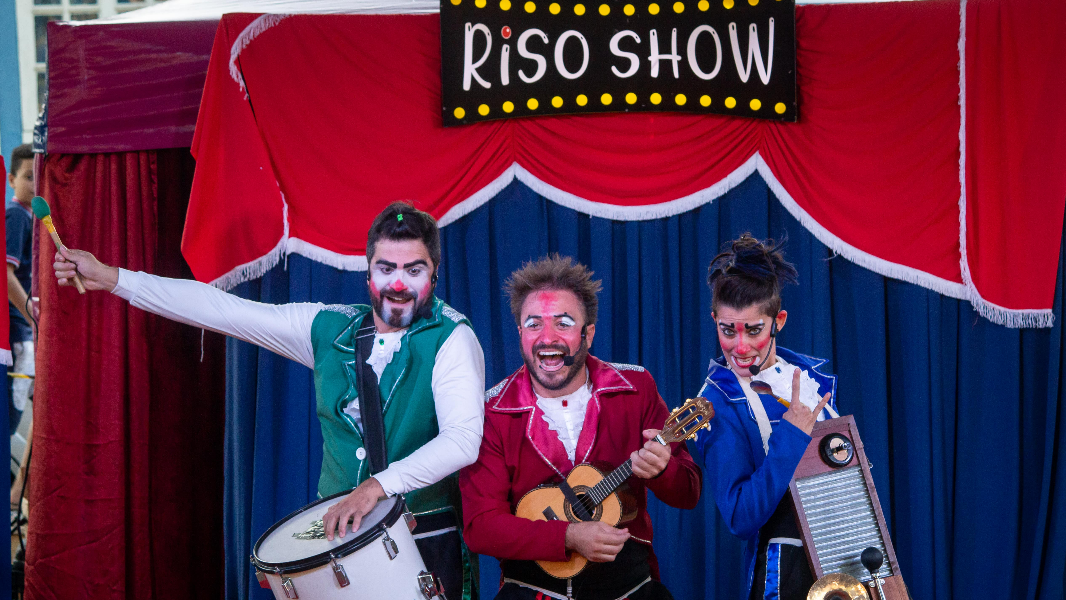 SESI - Cultura - Riso Show